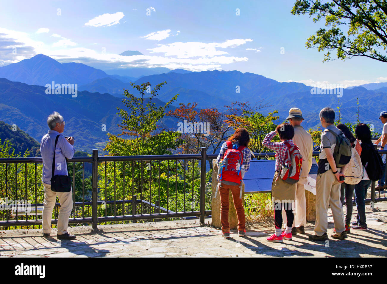 Tourists viewing fuji hi-res stock photography and images - Alamy