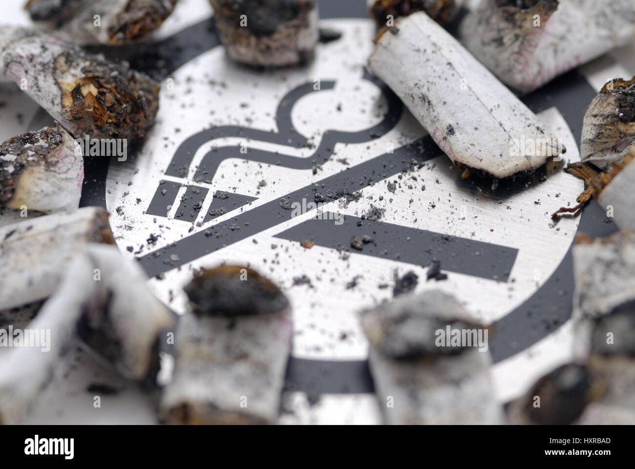 Expressed cigarettes hi-res stock photography and images - Alamy