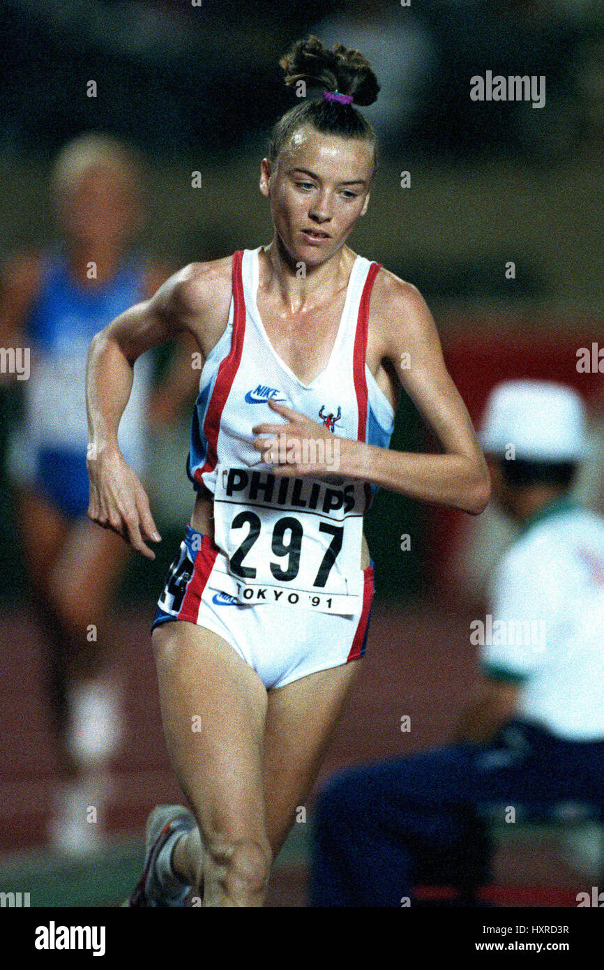 Liz mccolgan running hi-res stock photography and images - Alamy