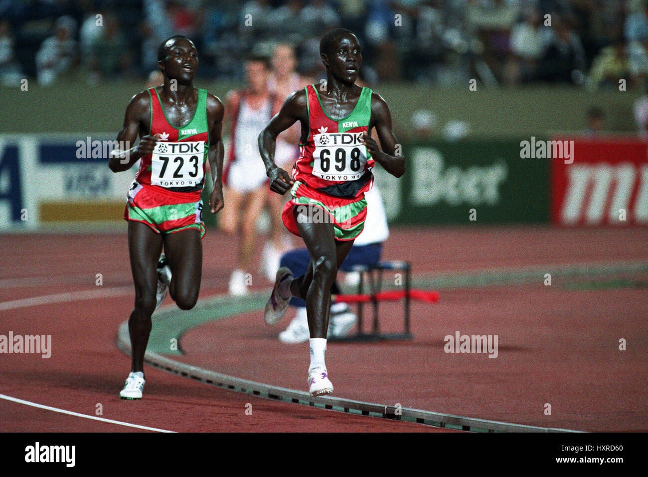 MOSES TANUI & RICHARD CHELIMO 10000 METRES FINAL TOKYO 09 February 1992 ...