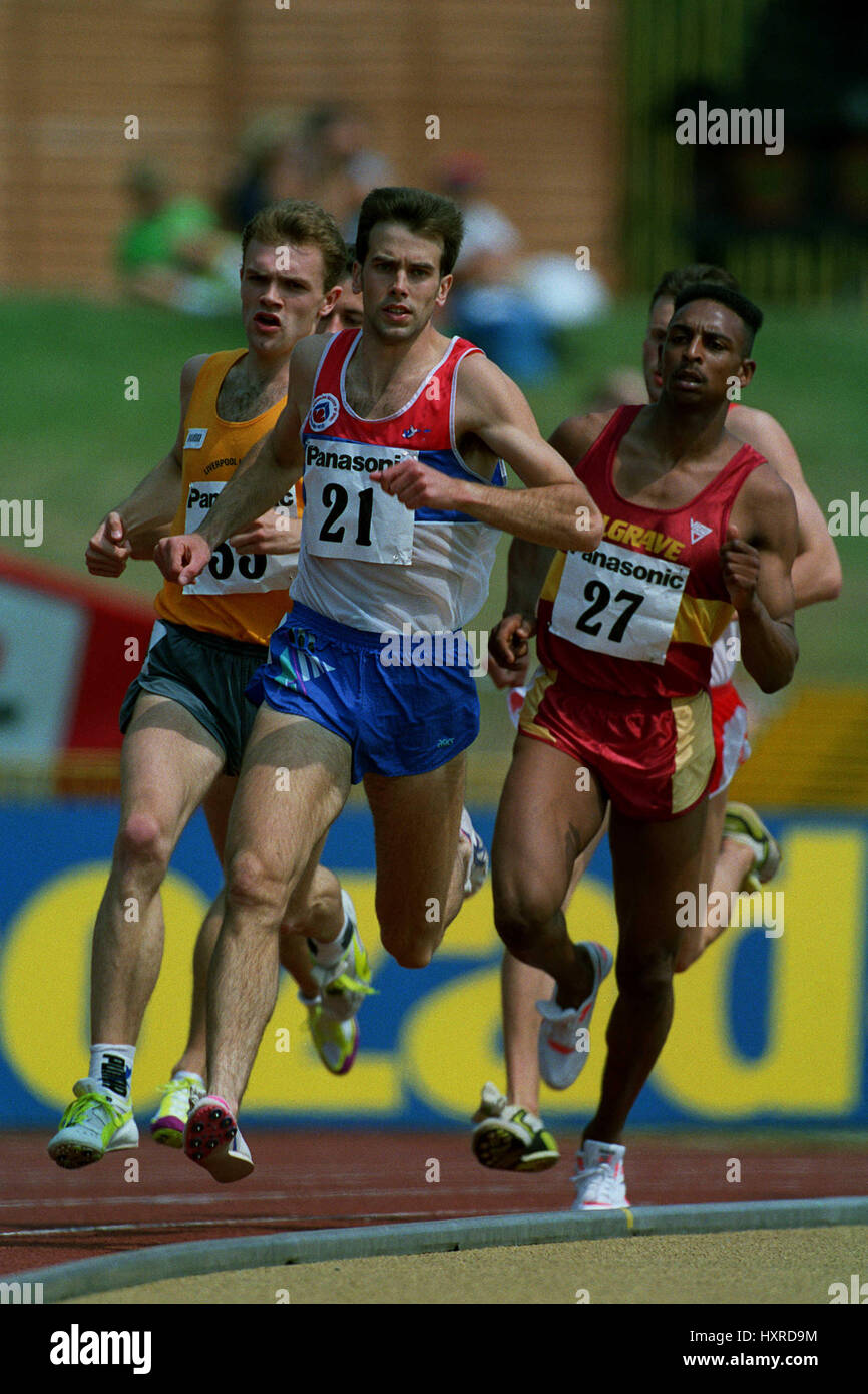 DEAN KENNEALLY 800 METRES 01 July 1992 Stock Photo - Alamy