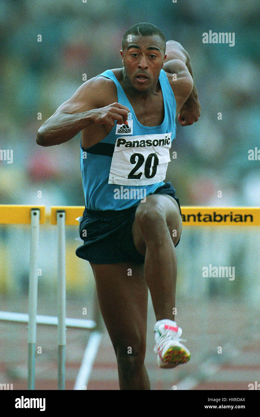 Colin jackson hurdles hi-res stock photography and images - Alamy