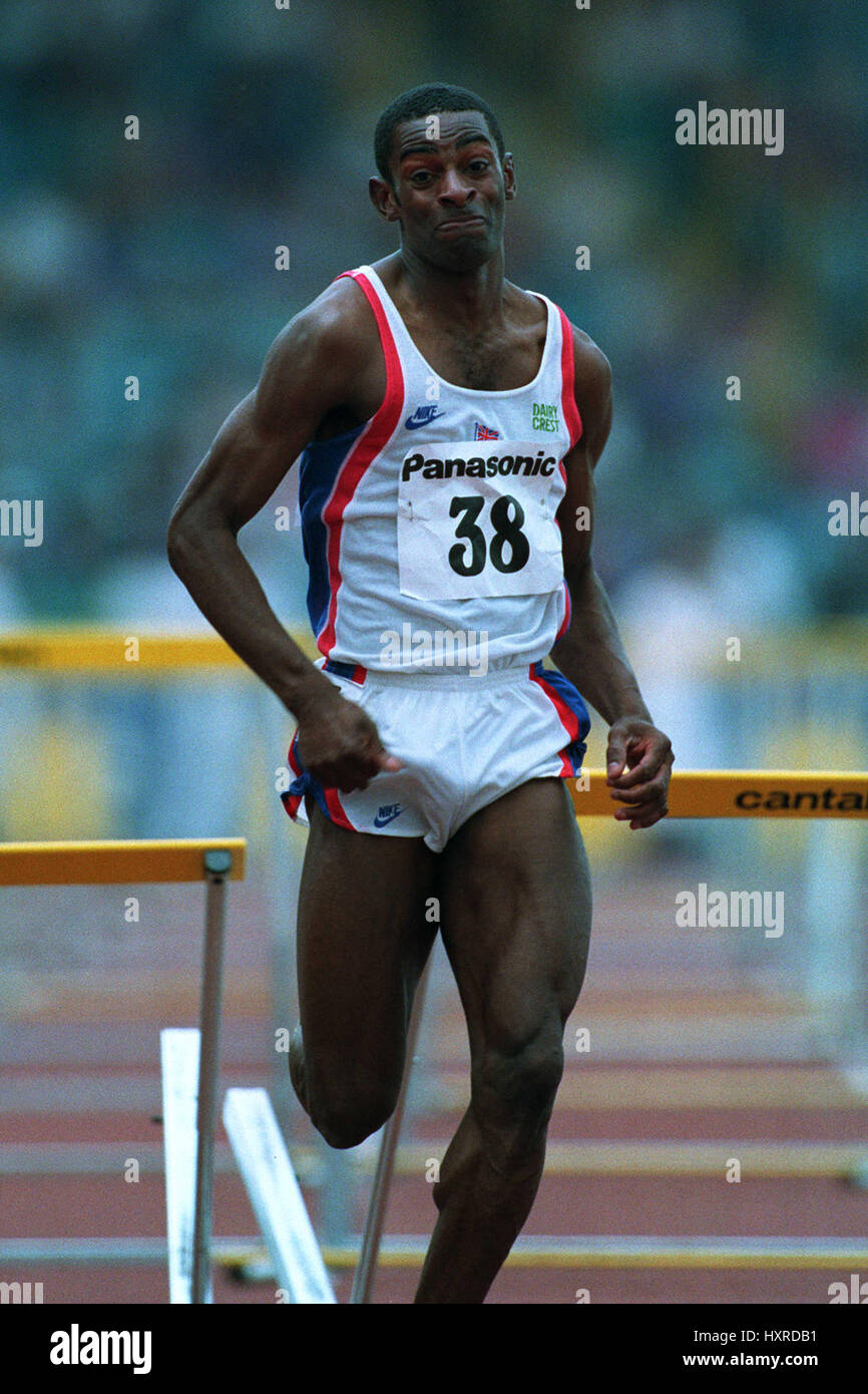 Andrew tulloch hi-res stock photography and images - Alamy