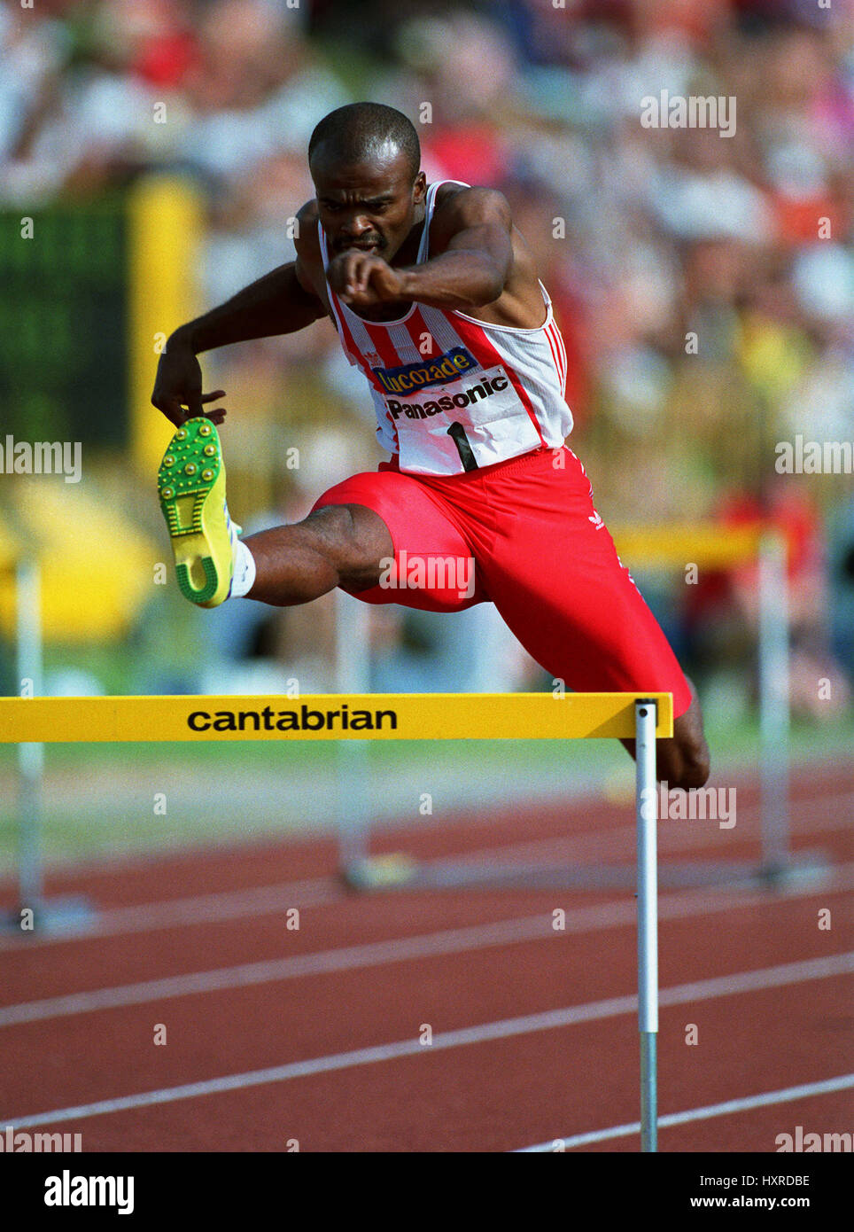 KRISS AKABUSI 400 METRE HURDLES 02 July 1992 Stock Photo - Alamy