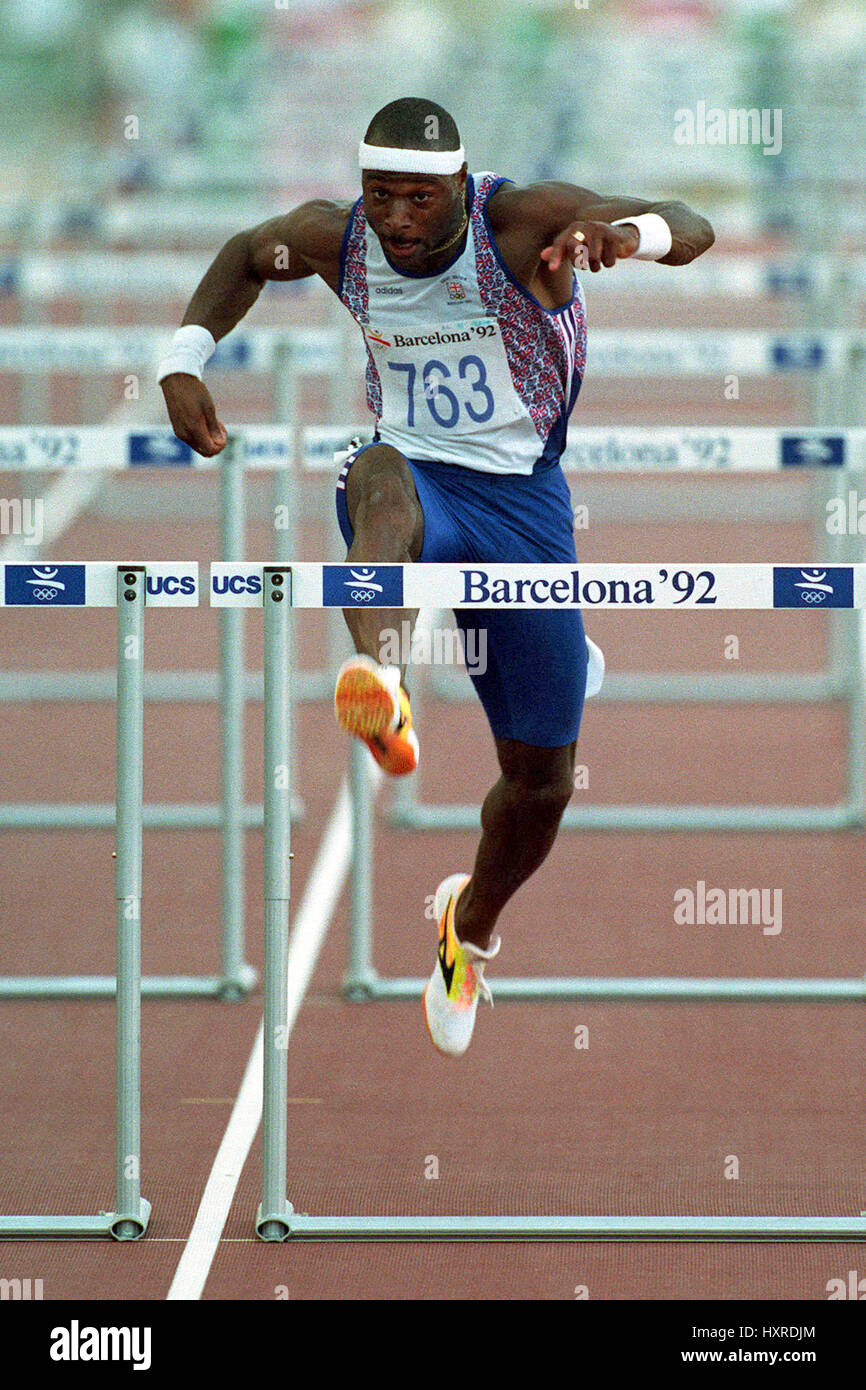 HUGHIE TEAPE 110 METRE HURDLES 03 August 1992 Stock Photo - Alamy