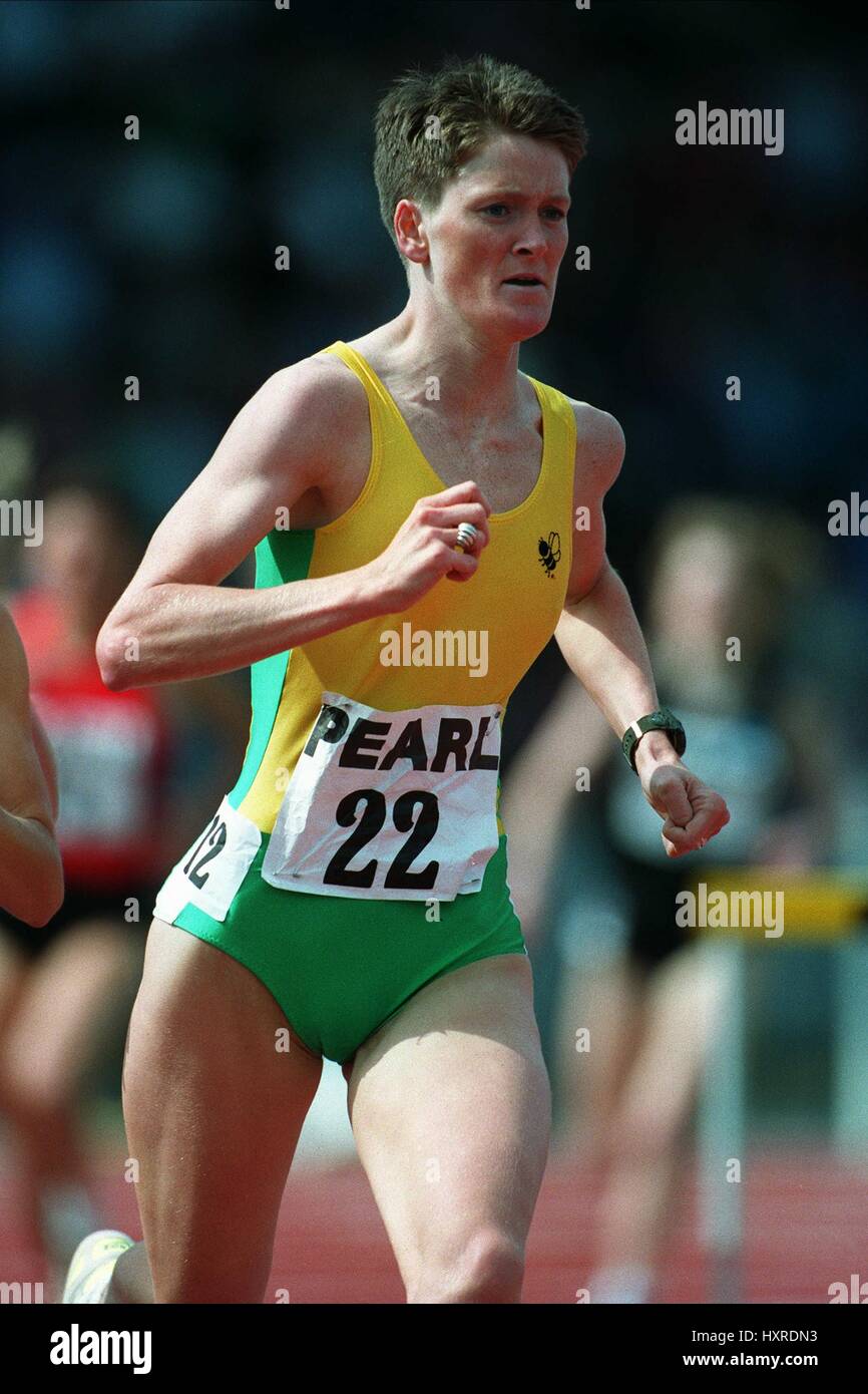 JOANNE LATIMER 800 METRES 16 June 1993 Stock Photo - Alamy