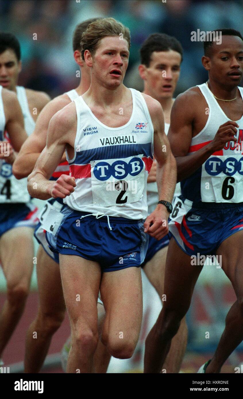 SIMON FAIRBROTHER 1500 METRES 05 July 1993 Stock Photo - Alamy