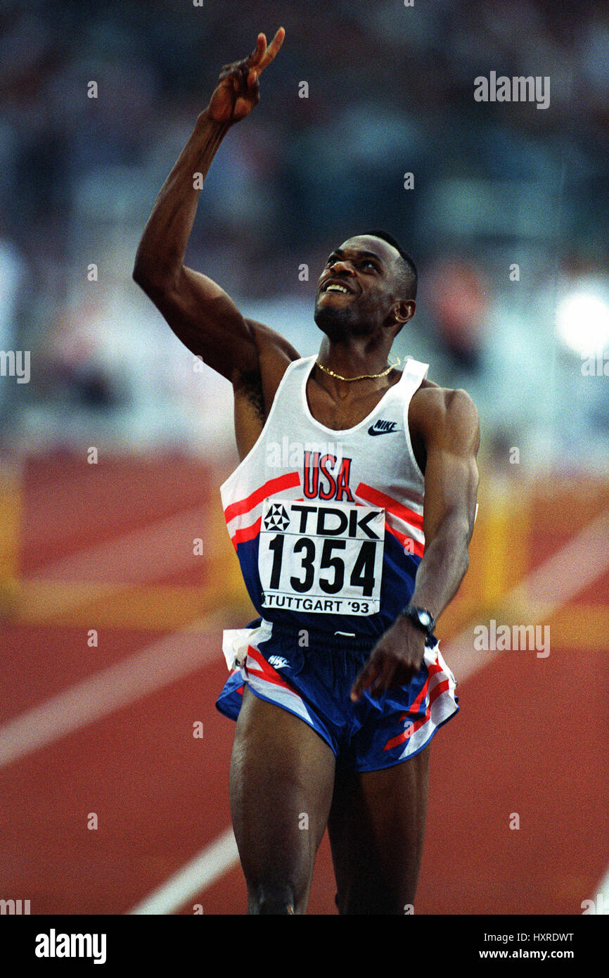 KEVIN YOUNG WINS WORLD CHAMPS 400M HURDLES 14 August 1993 Stock Photo ...