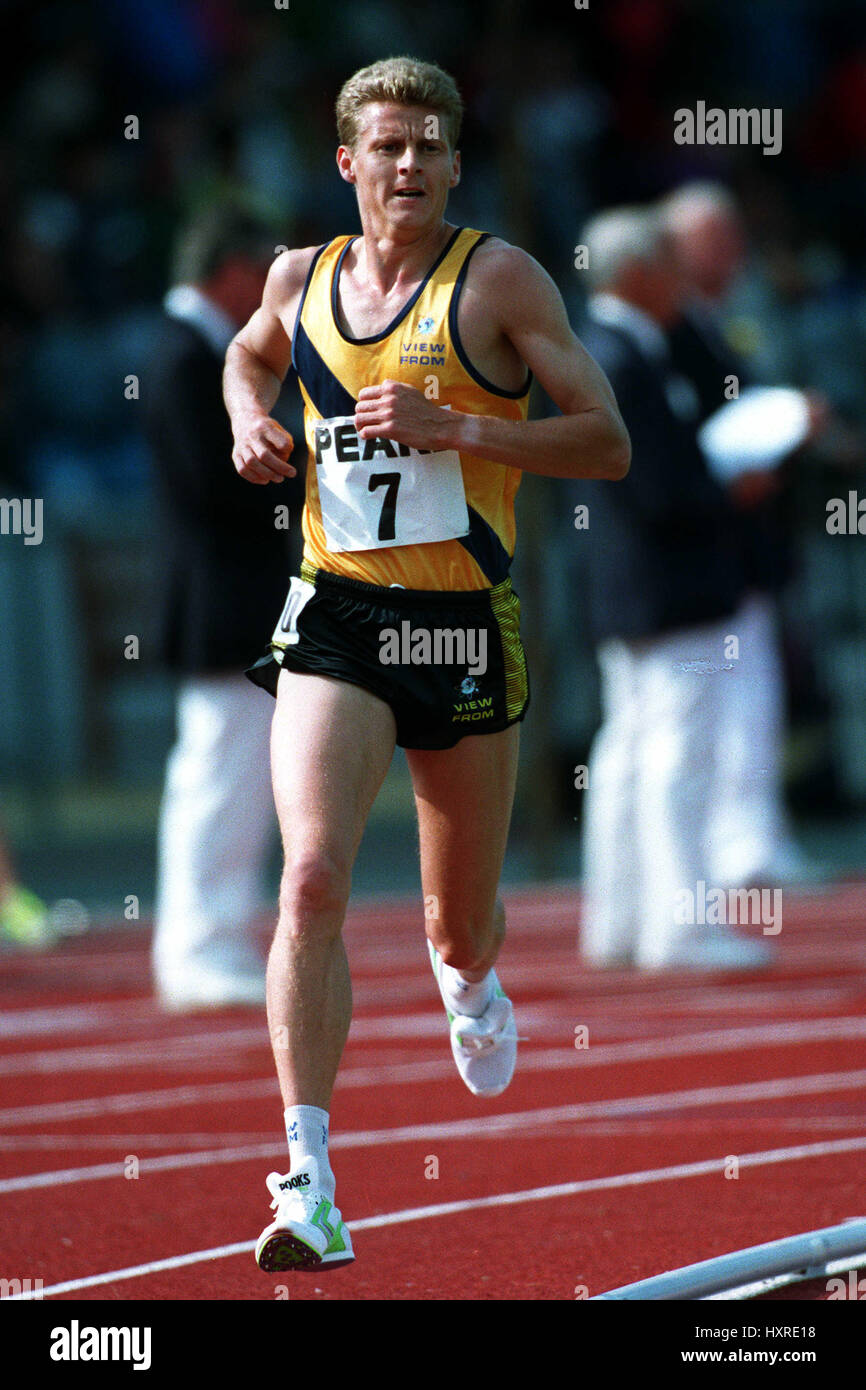Steve cram running hi-res stock photography and images - Alamy