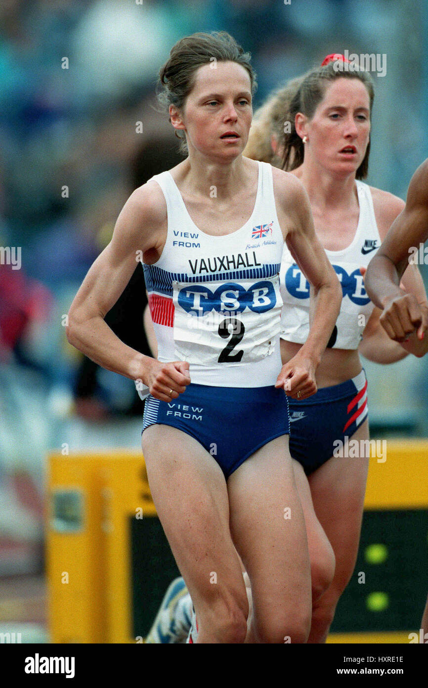 ALISON WYETH 3000 METRES 18 January 1994 Stock Photo - Alamy