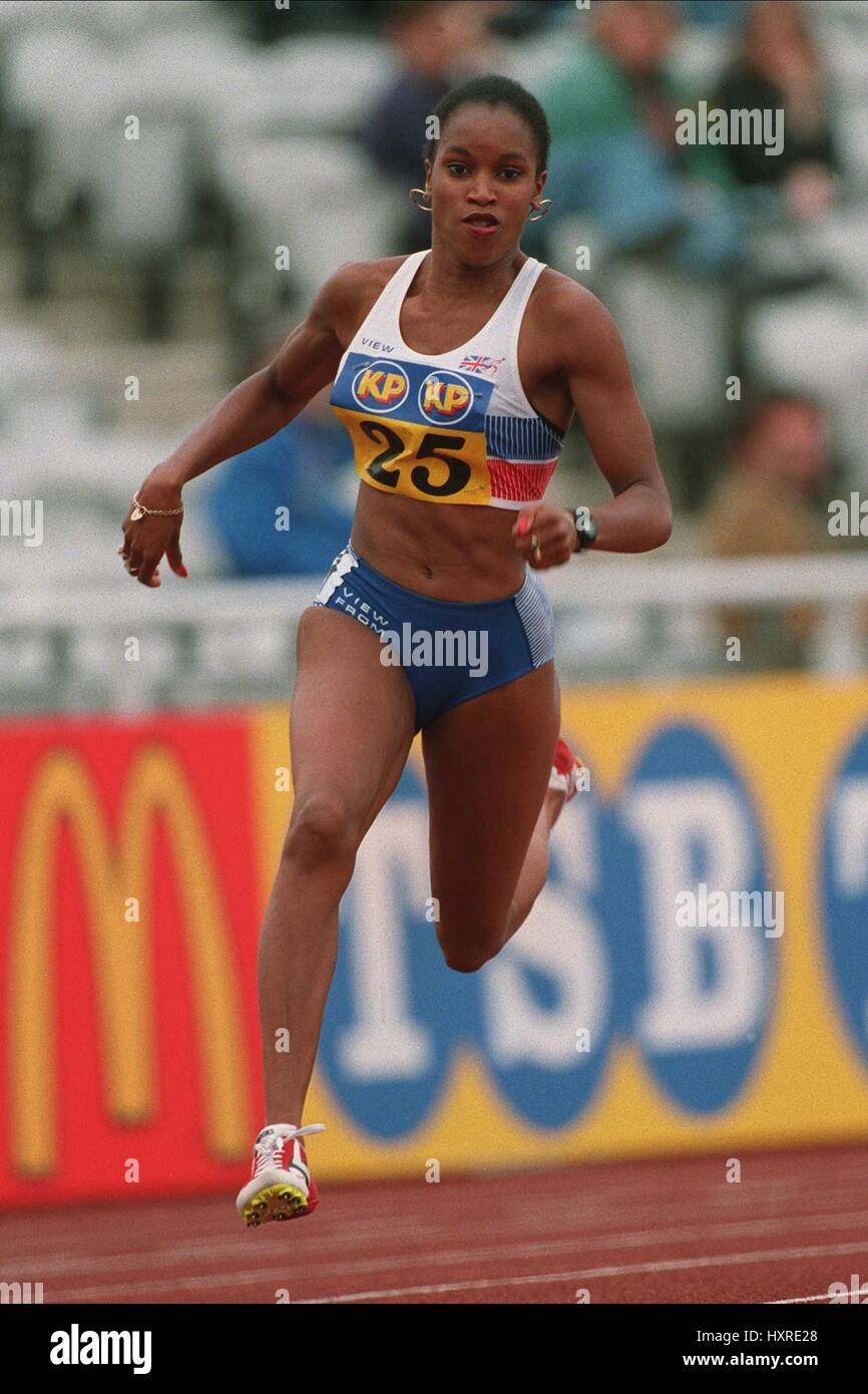 GERALDINE MCLEOD 200 METRES 13 June 1994 Stock Photo - Alamy