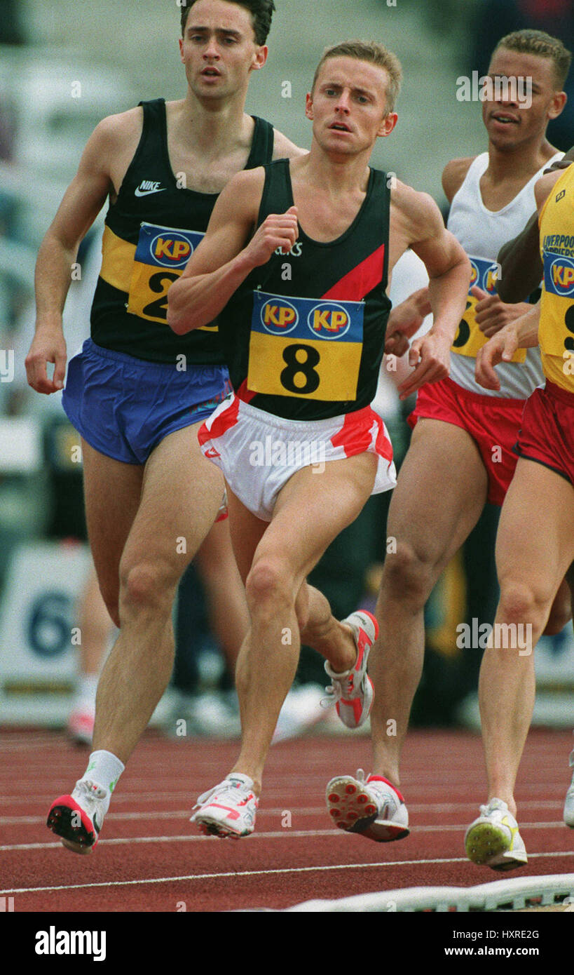 PAUL BURGESS 800 METRES 13 June 1994 Stock Photo - Alamy