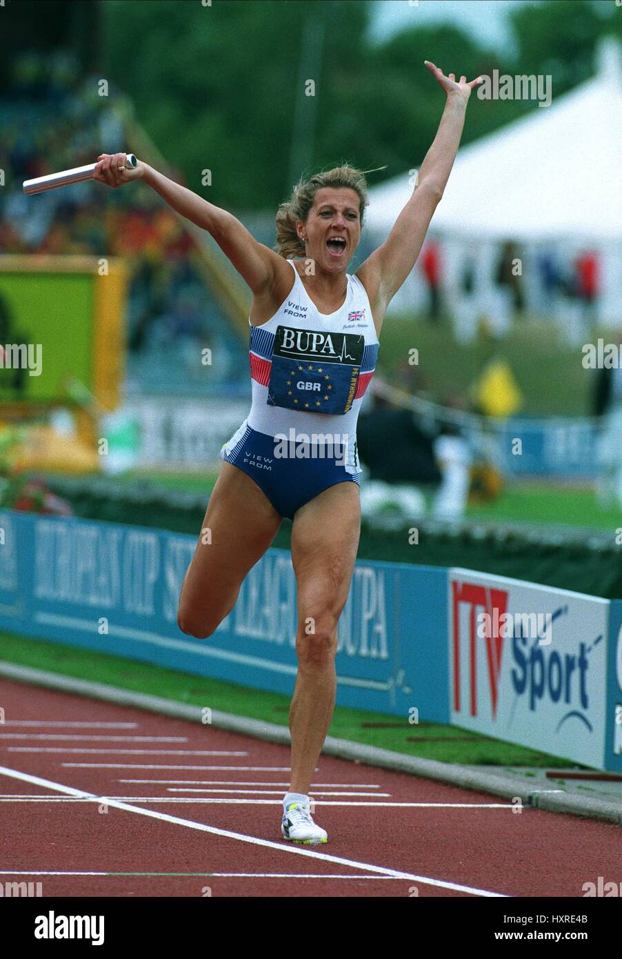 SALLY GUNNELL CELEBRATES RELAY WIN 27 June 1994 Stock Photo - Alamy