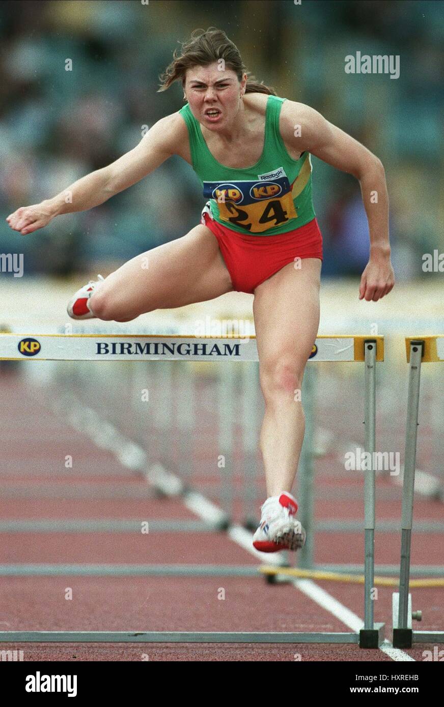 KERI MADDOX 100 METRE HURDLES 17 July 1995 Stock Photo - Alamy