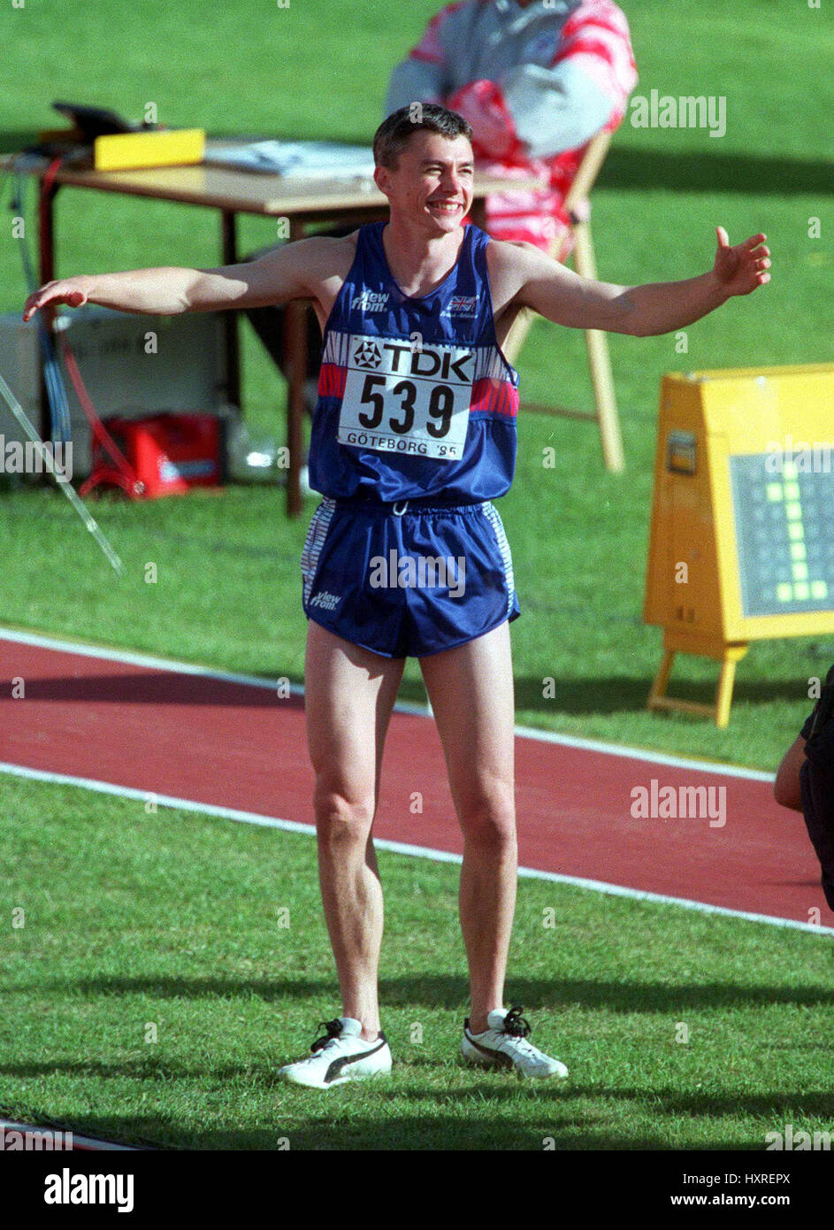 JONATHAN EDWARDS WORLD CHAMPIONSHIPS 01 September 1995 Stock Photo - Alamy