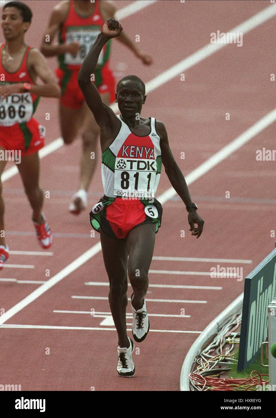 ISMAEL KIRUI WINS 5000 METRES WORLD CHAMPS 01 August 1995 Stock Photo ...