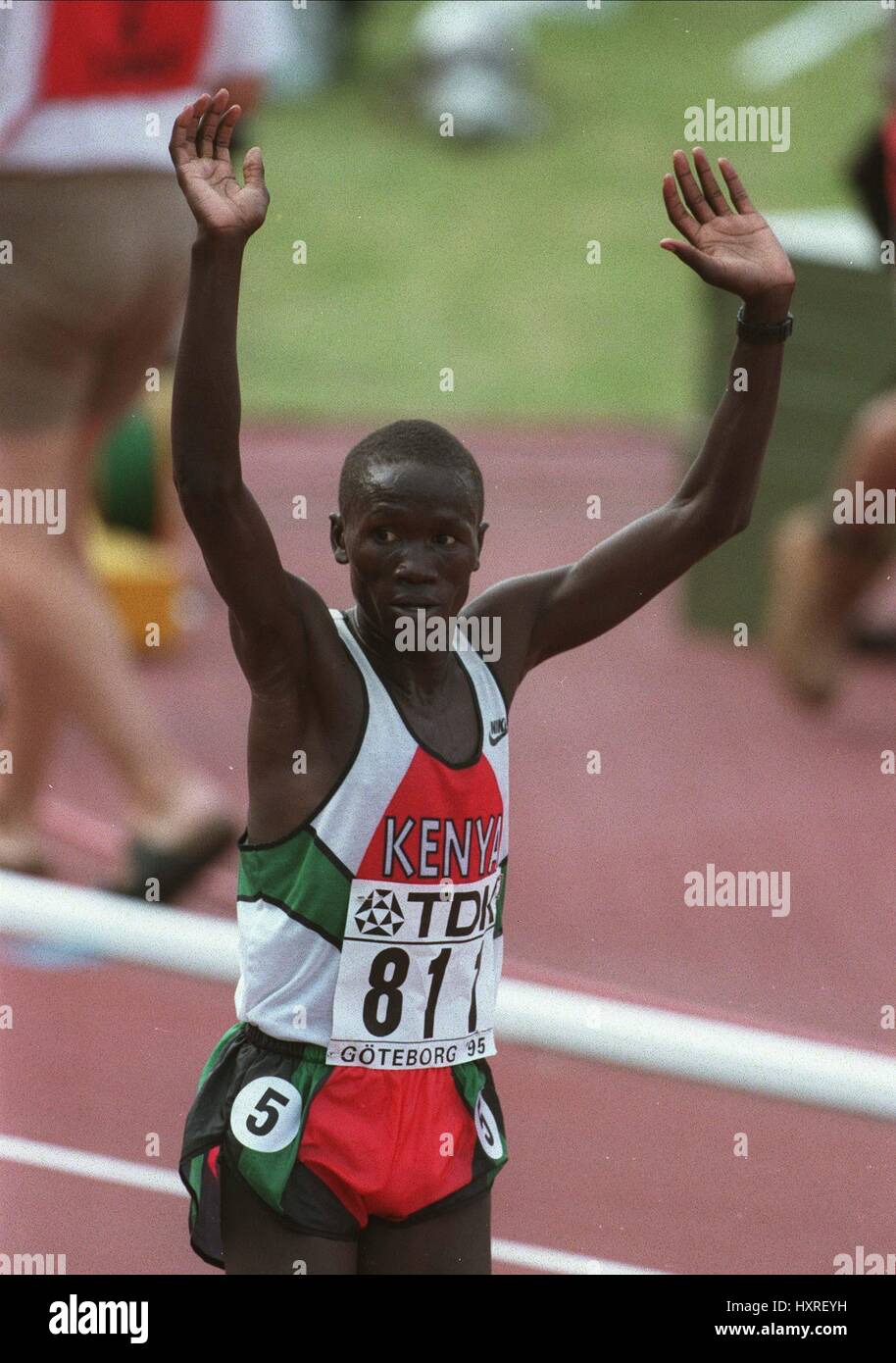 ISMAEL KIRUI 5000 METRES WORLD CHAMPS 01 August 1995 Stock Photo - Alamy