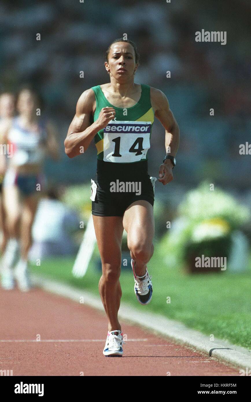 KELLY HOLMES 1500 METERS 18 June 1996 Stock Photo - Alamy