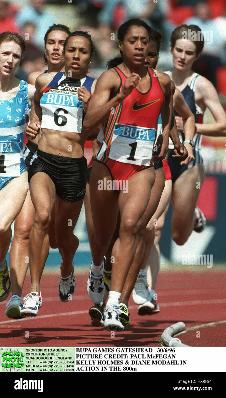 KELLY HOLMES & DIANE MODAHL 1500 METERS 02 July 1996 Stock Photo - Alamy