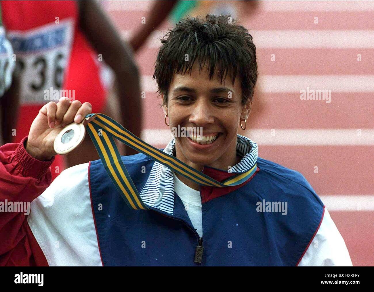 KELLY HOLMES WORLD ATHLETIC CHAMPS GOTHNGRG 13 August 1995 Stock Photo ...