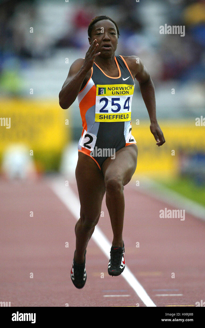 INGER MILLER 100 METRES DON VALLEY STADIUM SHEFFIELD 30 June 2002 Stock ...