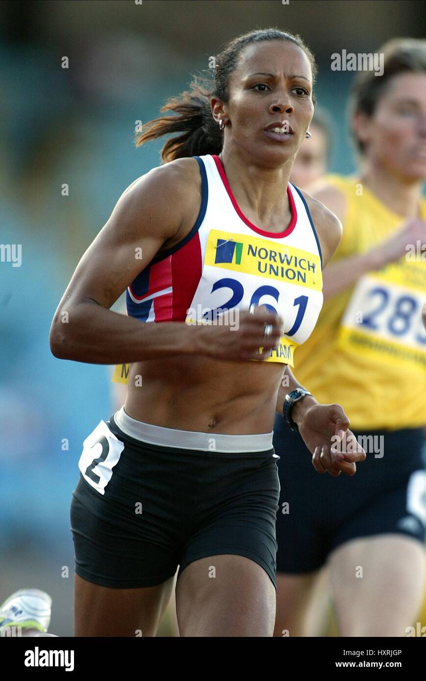 KELLY HOLMES 800 METRES ALEXANDER STADIUM BIRMINGHAM ENGLAND 14 July ...