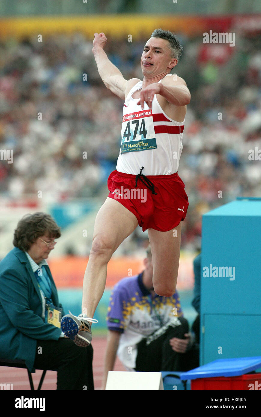 JONATHAN EDWARDS TRIPLE JUMP CITY OF MANCHESTER MANCHESTER ENGLAND 28 ...