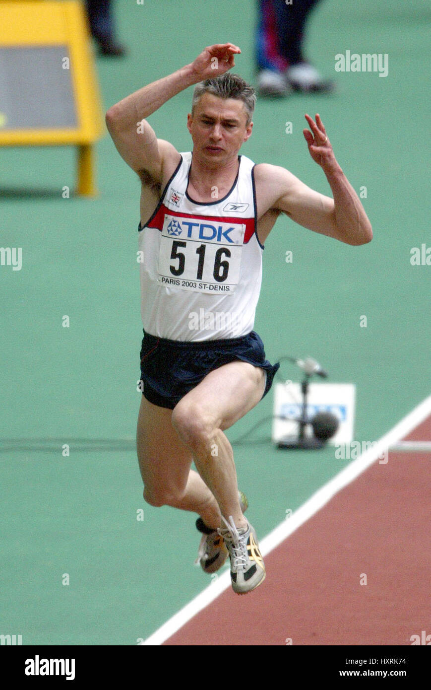 JONATHAN EDWARDS TRIPLE JUMP STADE DE FRANCE ST DENIS PARIS FRANCE 23 ...