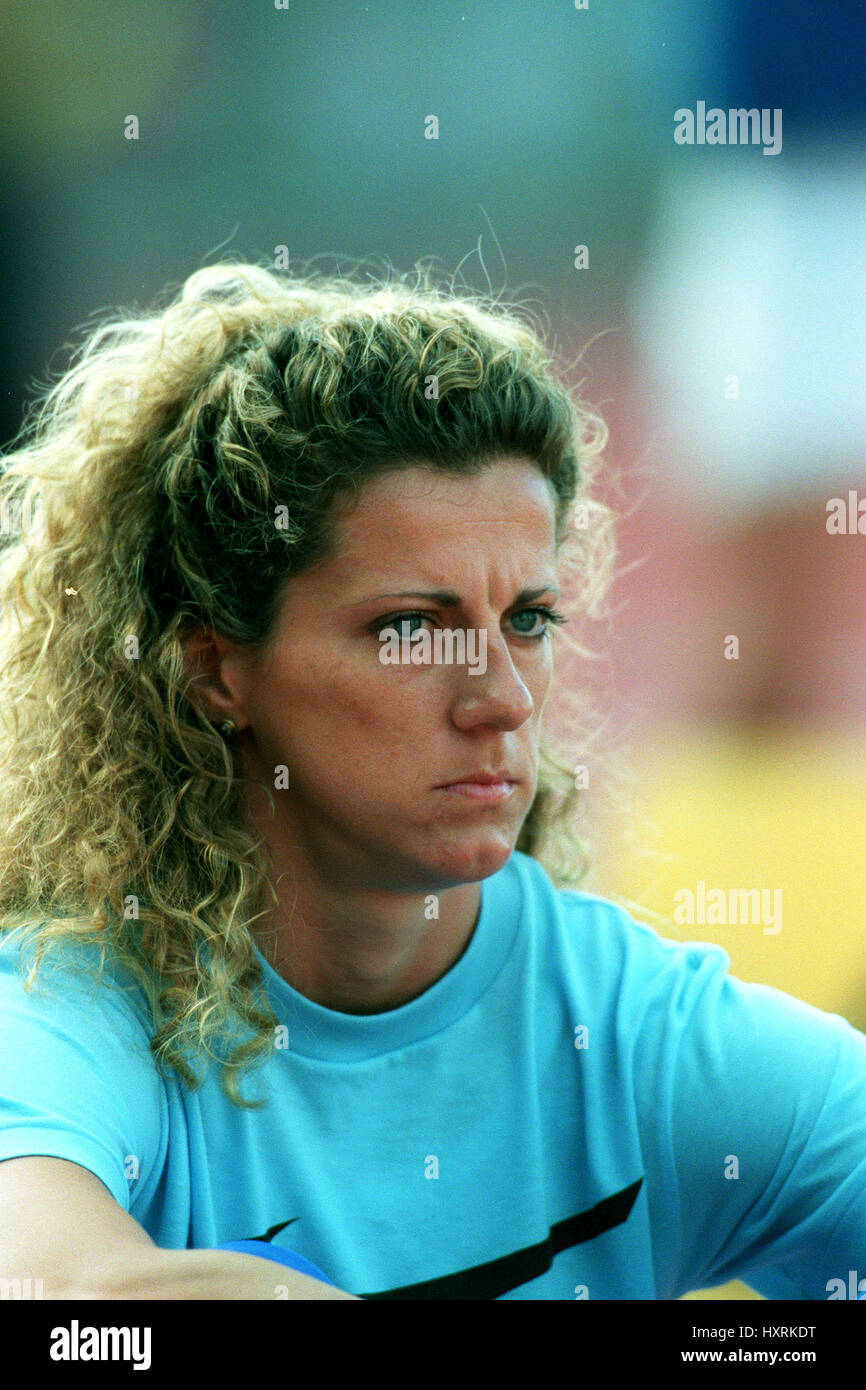 SALLY GUNNELL 400 METRES HURDLES 16 July 1997 Stock Photo - Alamy