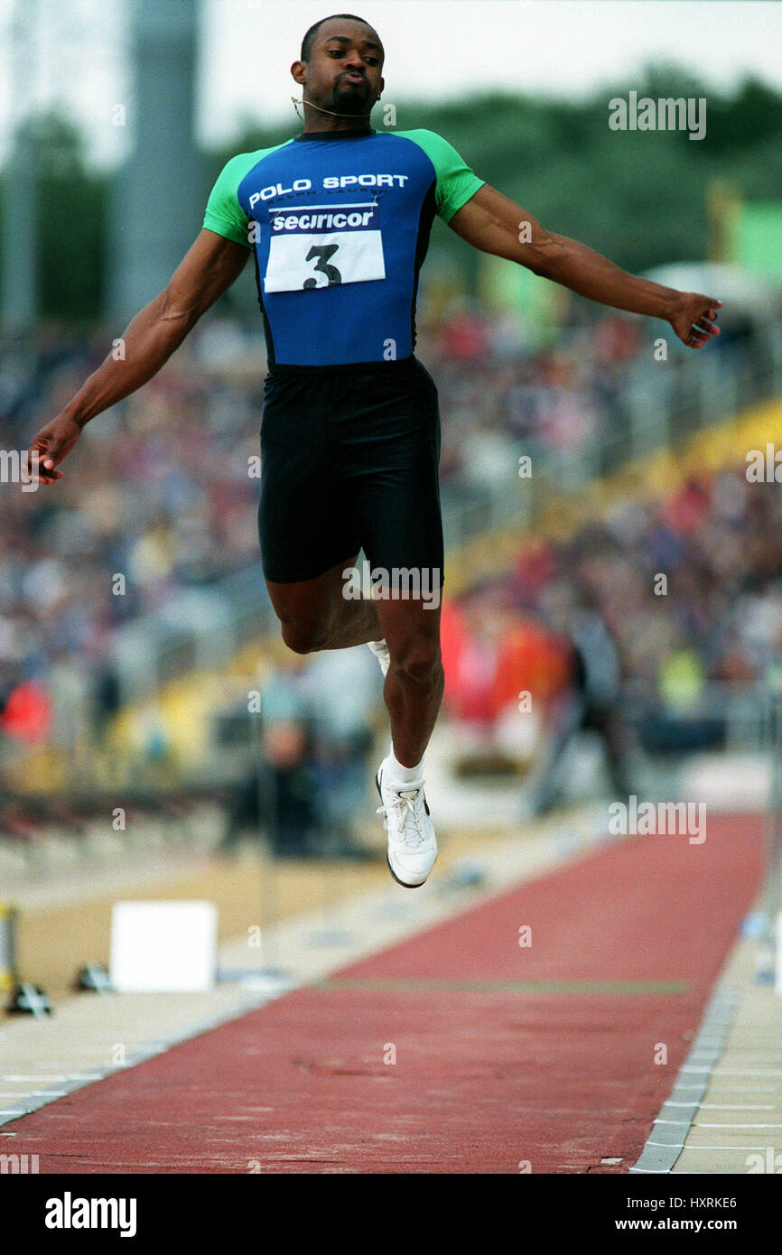 Kenny harrison triple jump hi-res stock photography and images - Alamy