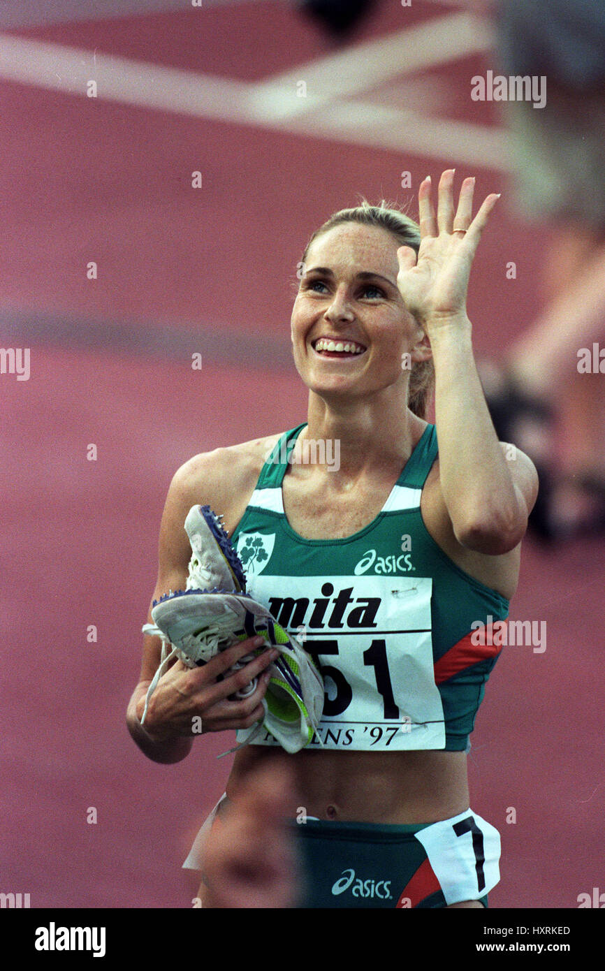 SUSAN SMITH 400 METRE HURDLES 01 August 1997 Stock Photo - Alamy