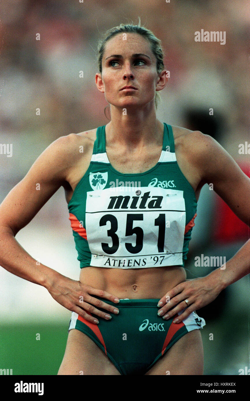 SUSAN SMITH 400 METRE HURDLES 15 August 1997 Stock Photo - Alamy