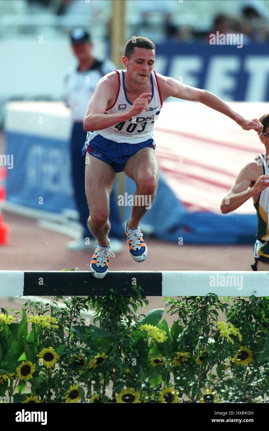 ROBERT HOUGH 3000 METRES STEEPLECHASE 15 August 1997 Stock Photo - Alamy