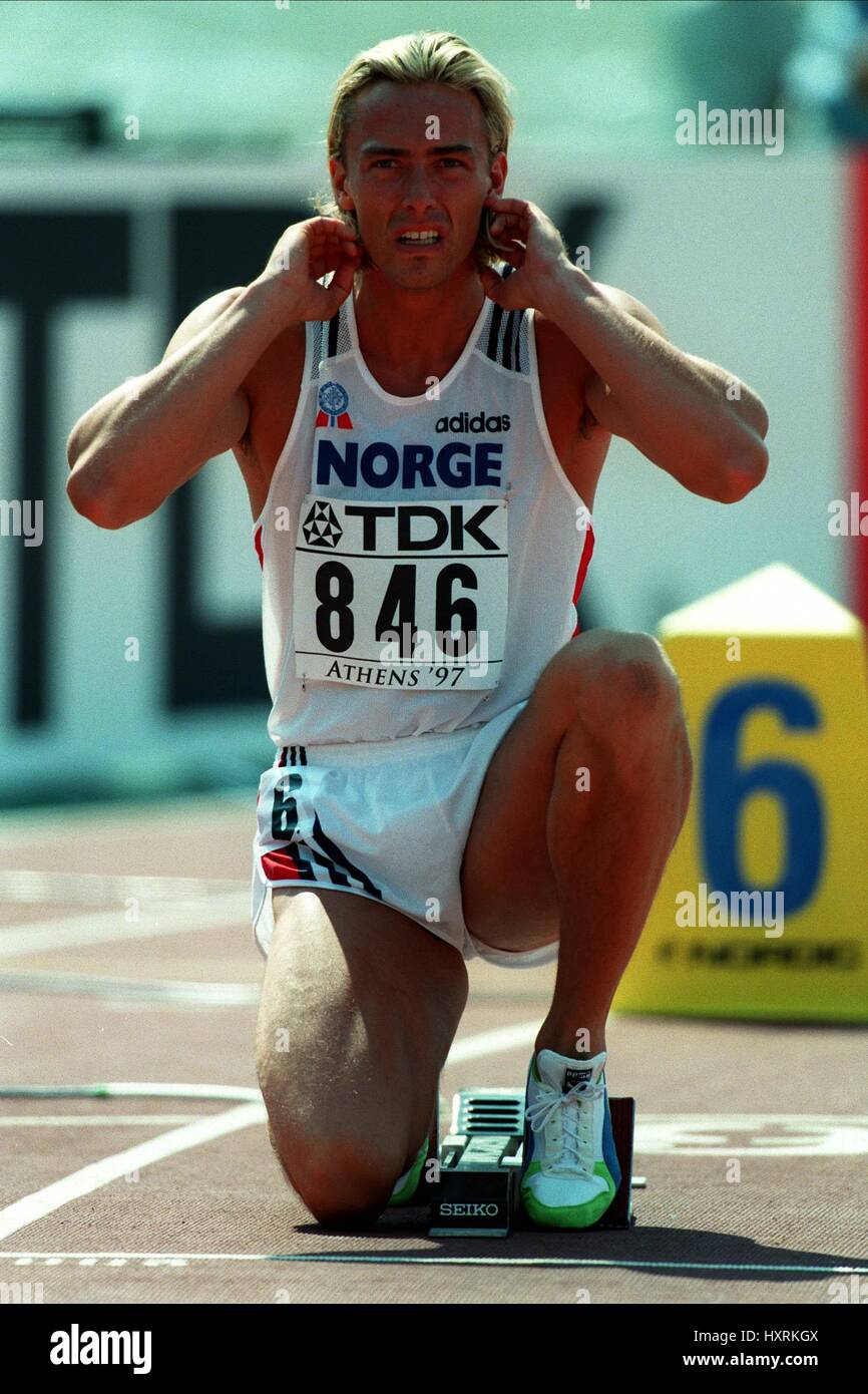GEIR MOEN 200 METRES ATHENS 15 August 1997 Stock Photo - Alamy
