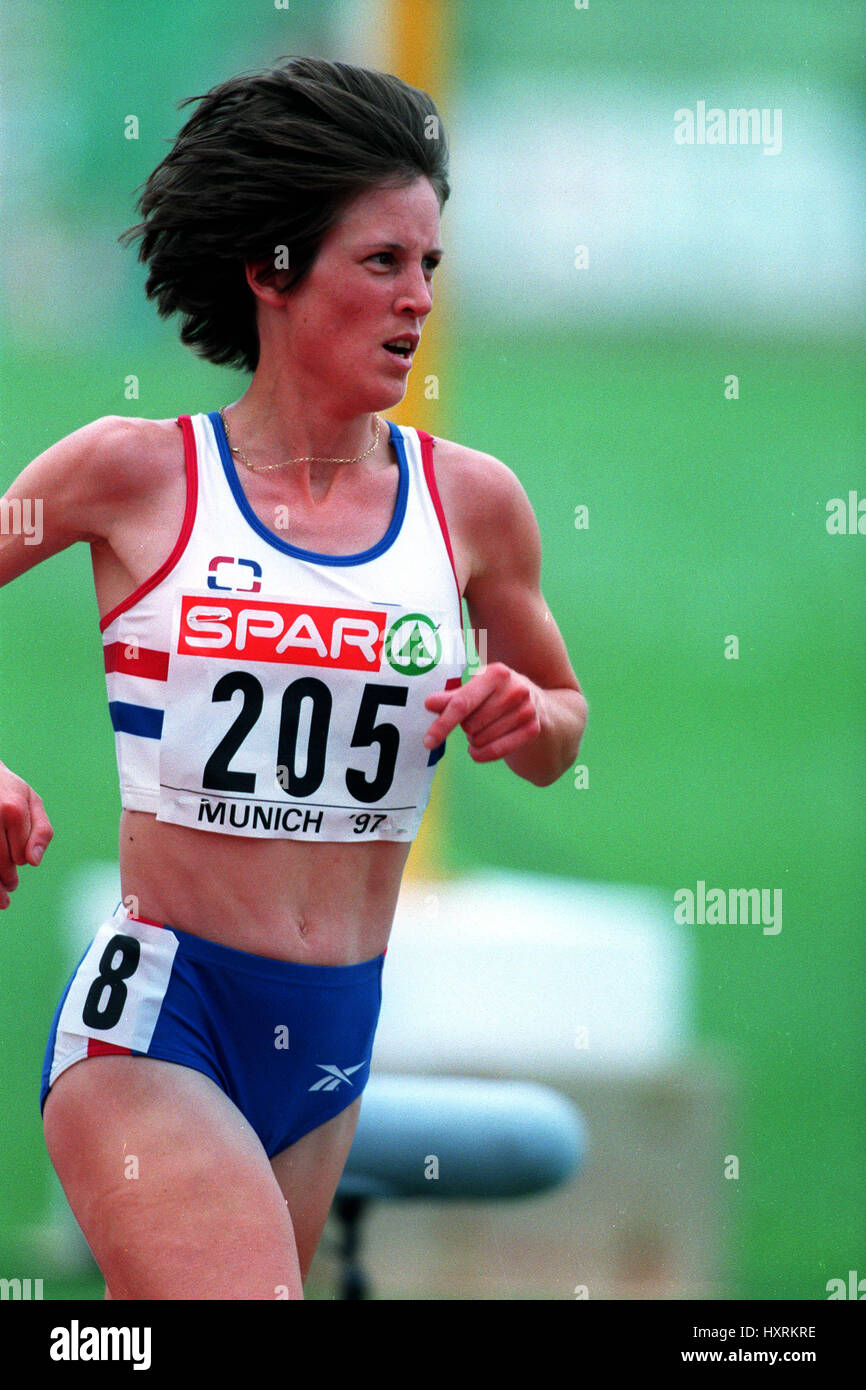 U and a hi-res stock photography and images - Alamy