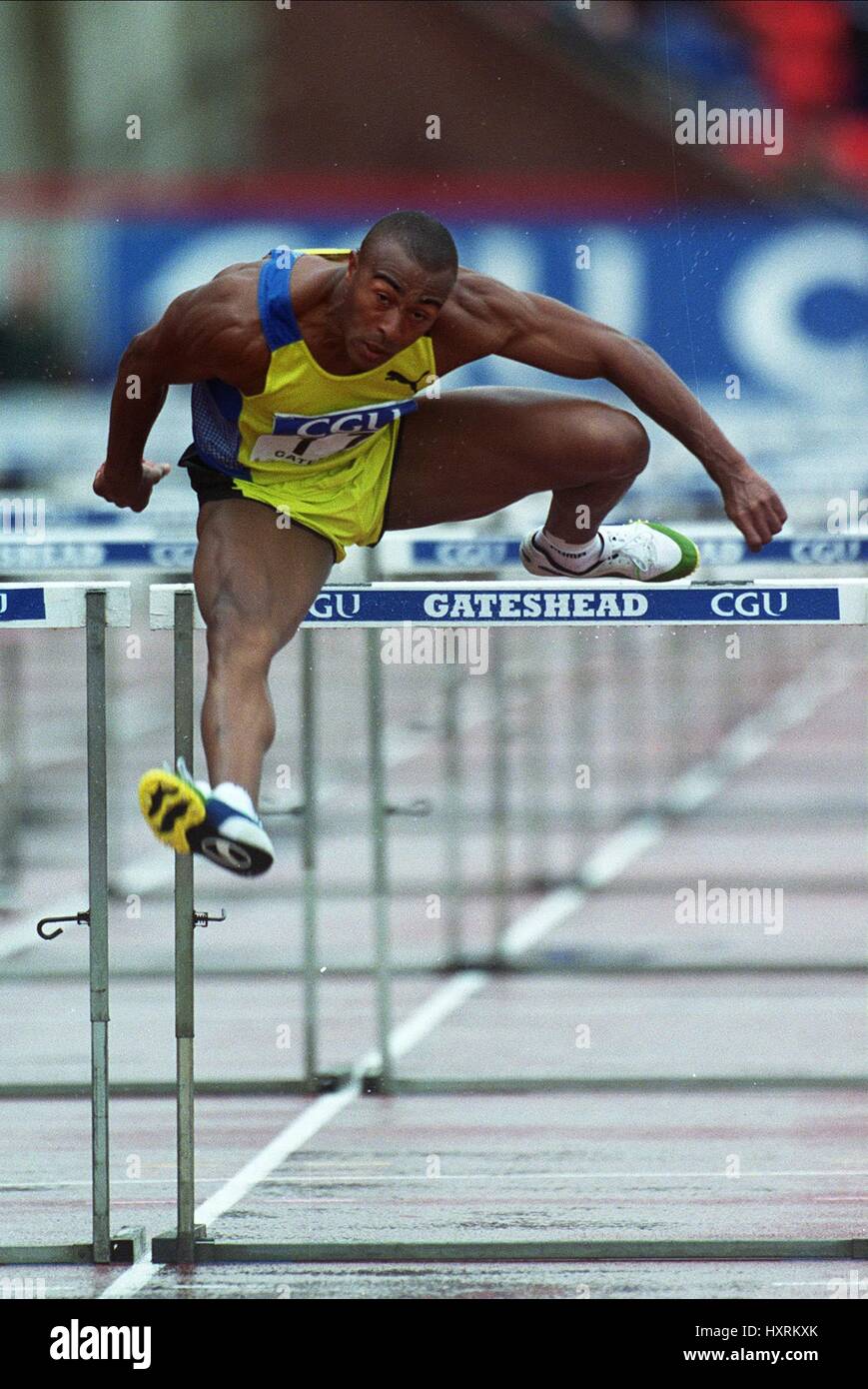 COLIN JACKSON 110 METRE HURDLES 24 June 1999 Stock Photo - Alamy