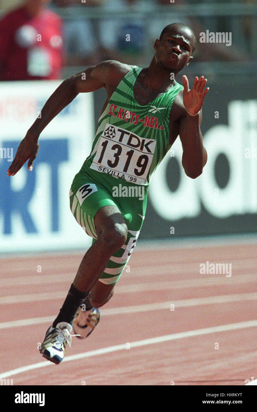 KIM COLLINS 200 METRES 24 August 1999 Stock Photo - Alamy
