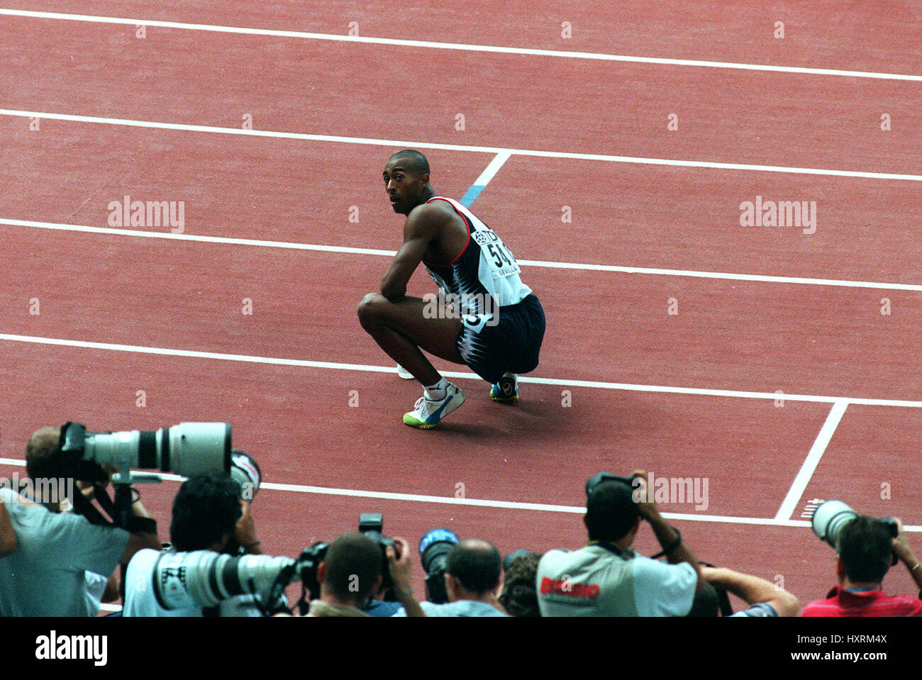 COLIN JACKSON 110 METRE HURDLES 24 August 1999 Stock Photo - Alamy
