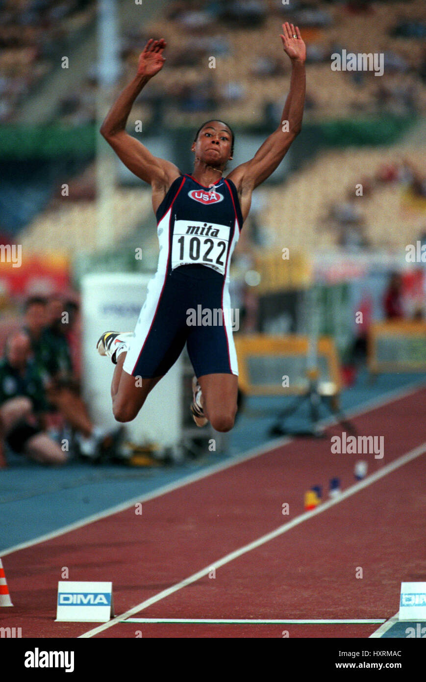 MARION JONES LONG JUMP 22 November 1999 Stock Photo - Alamy