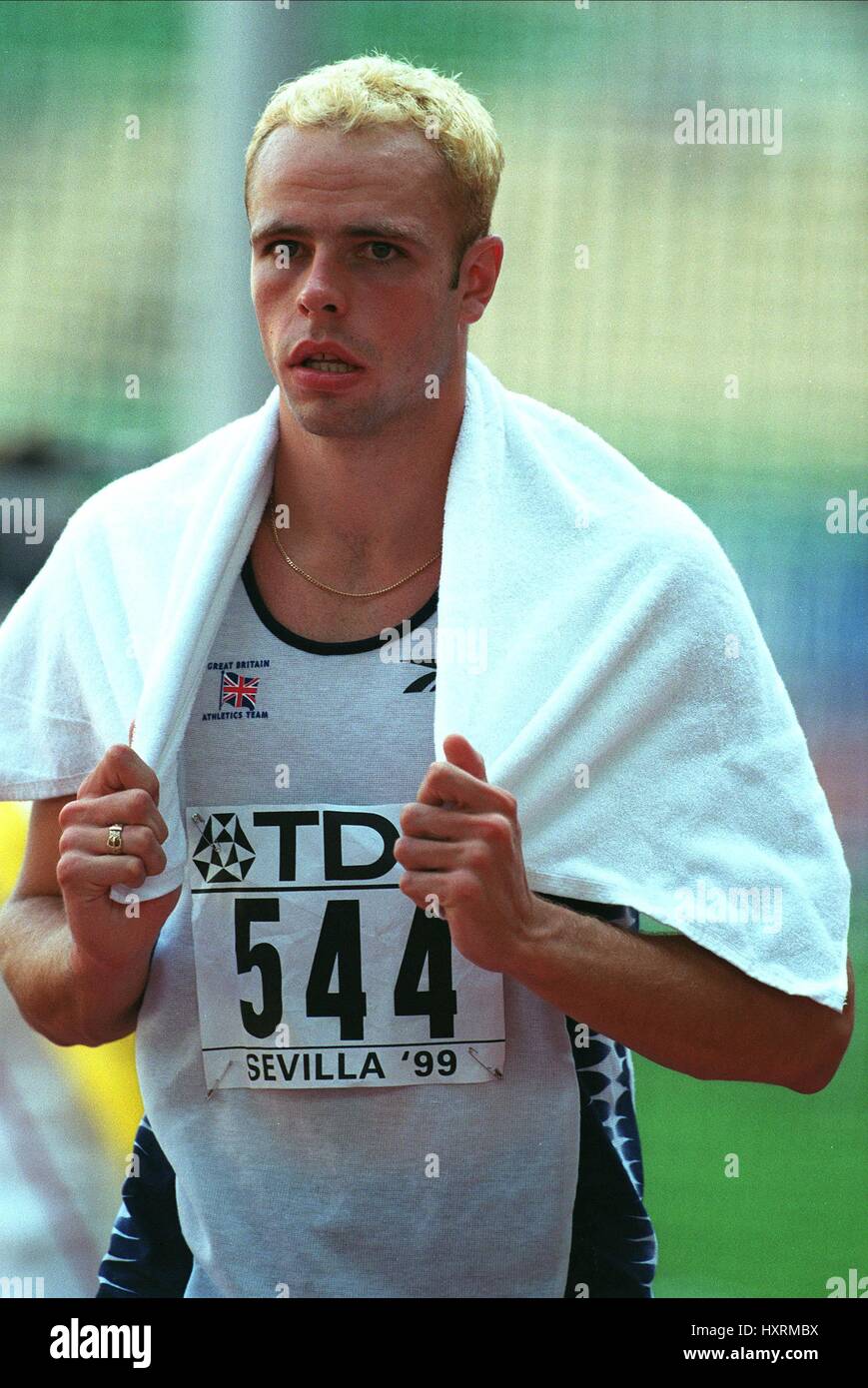 DEAN MACEY DECATHLON SILVER MEDALIST 23 August 1999 Stock Photo - Alamy