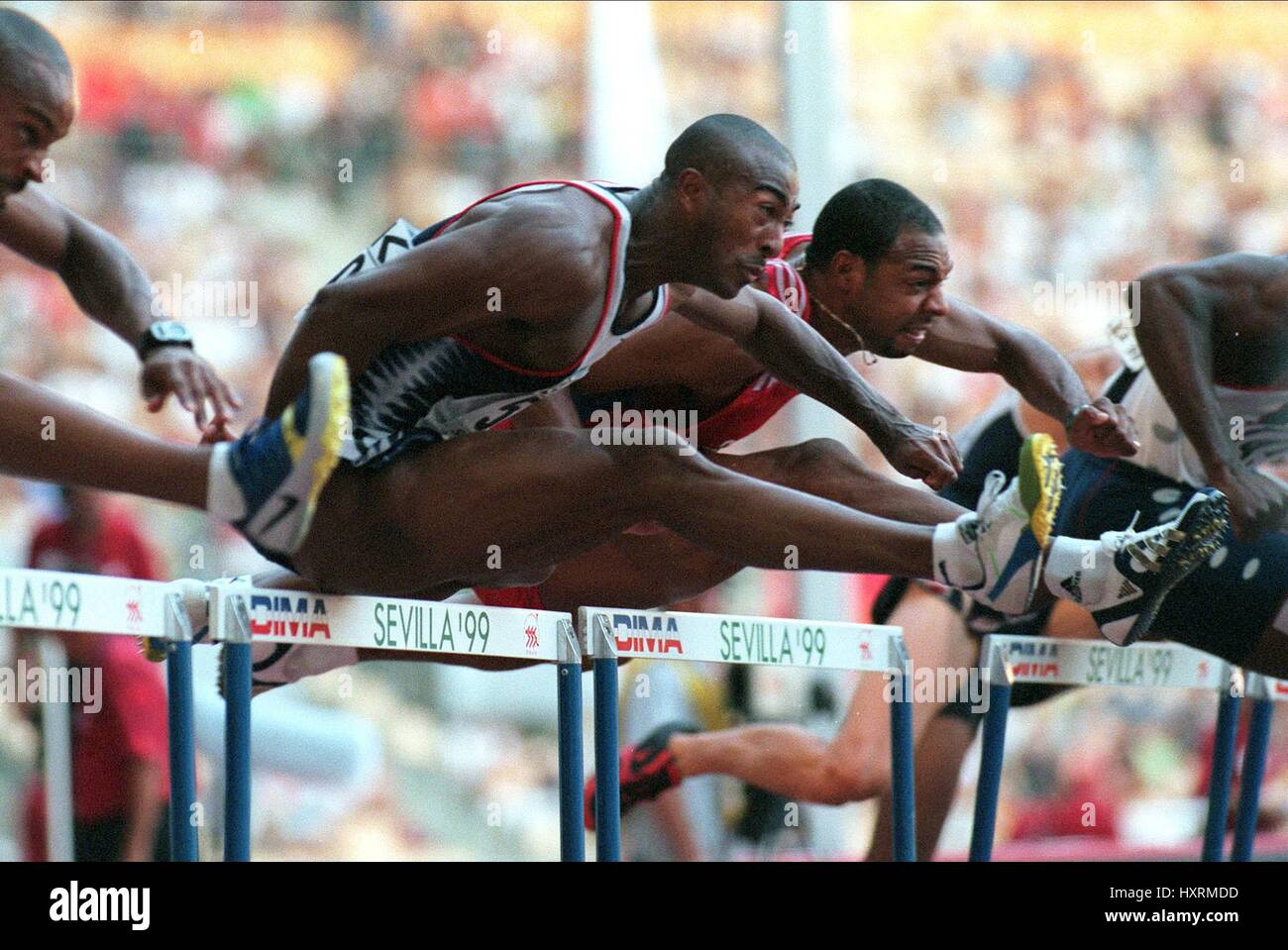 COLIN JACKSON 110 METRE HURDLES 24 November 1999 Stock Photo - Alamy