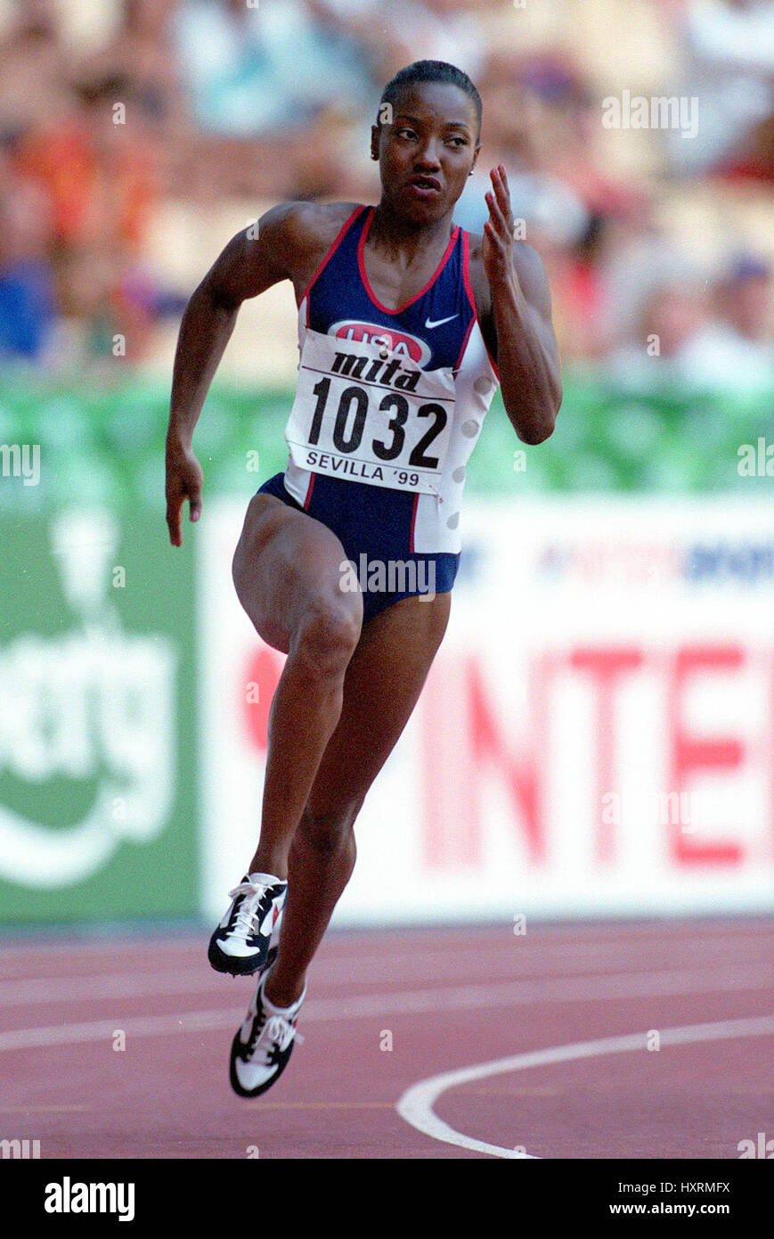 INGER MILLER 200 METRES 28 November 1999 Stock Photo - Alamy