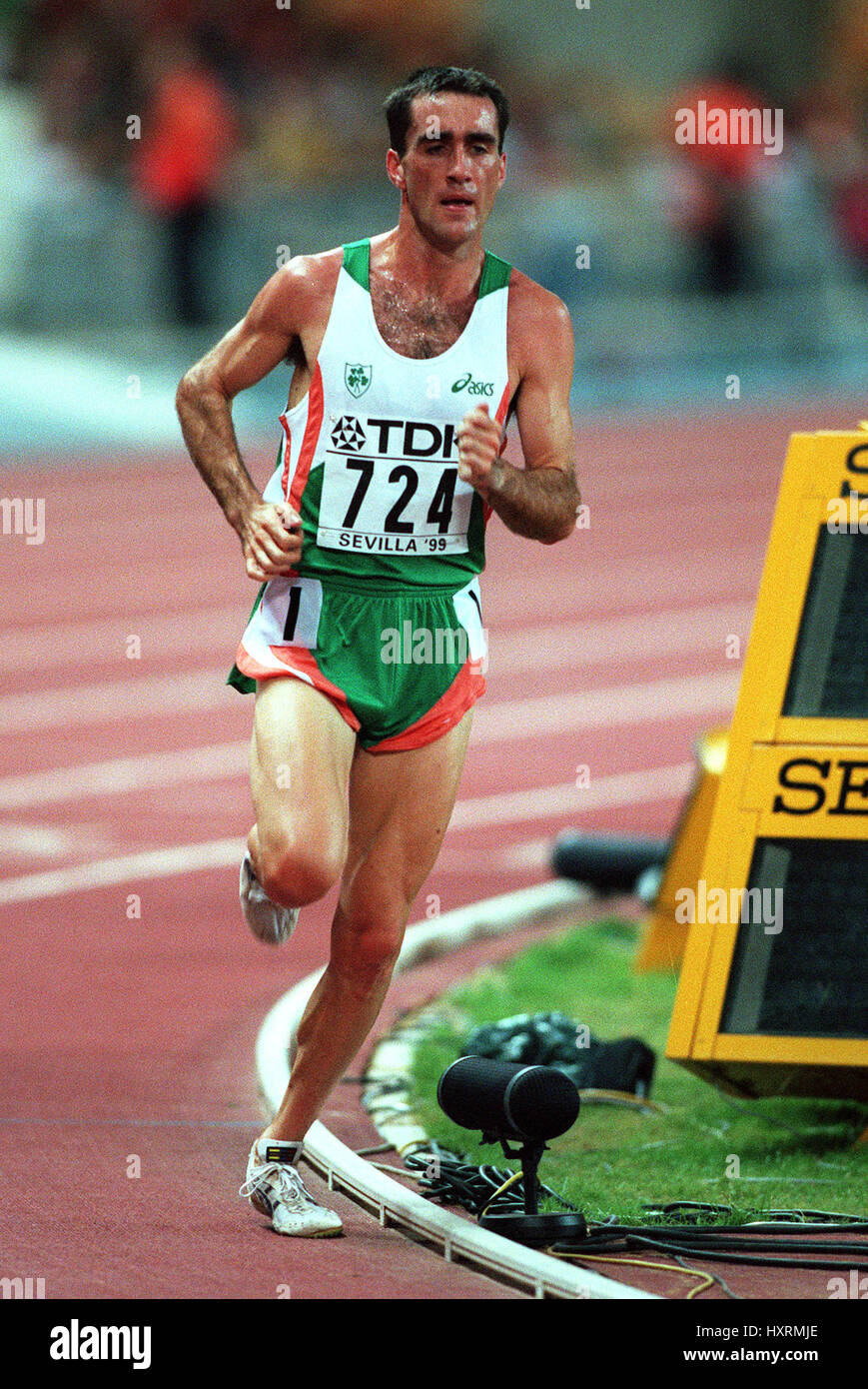 MARK CARROLL 5000 METRES 25 August 1999 Stock Photo - Alamy