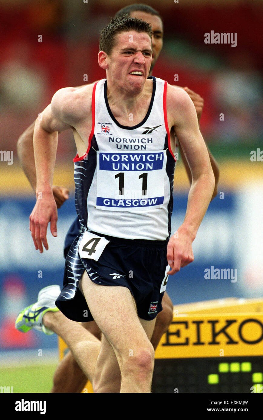MATT DIXON 1500 METRES 02 July 2000 Stock Photo - Alamy