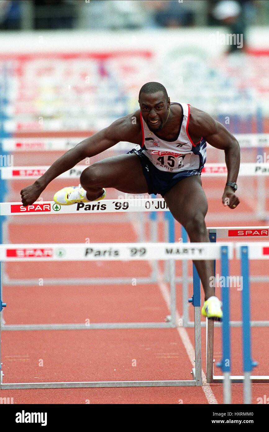 TONY JARRETT 110 METRE HURDLES 22 June 1999 Stock Photo - Alamy