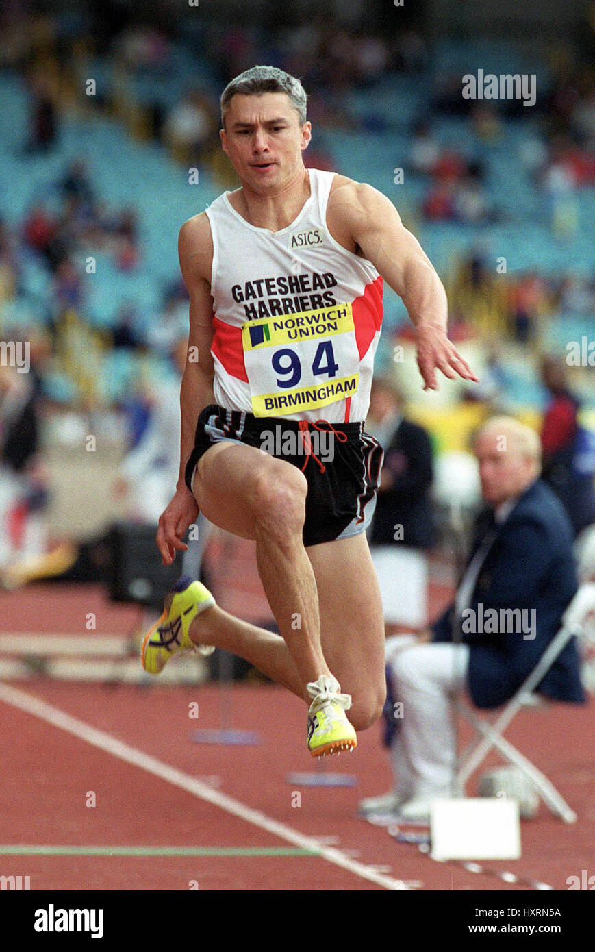 JONATHAN EDWARDS TRIPLE JUMP ALEXANDER STADIUM BIRMINGHAM ENGLAND 14 ...