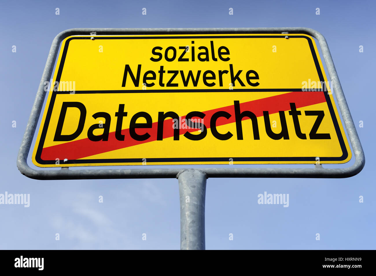 Soziale netzwerke hi-res stock photography and images - Alamy Soziale netzwerke hi-res stock photography and images - Alamy