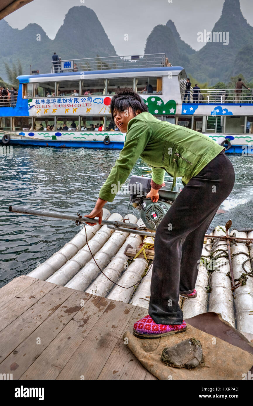 Peasant li river cruise hi-res stock photography and images - Alamy