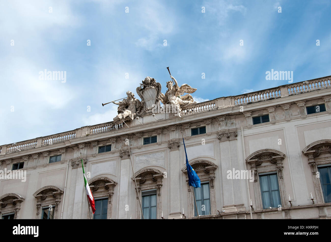Quirinale Palace The Italian Prime Minster's residence in Rome the ...