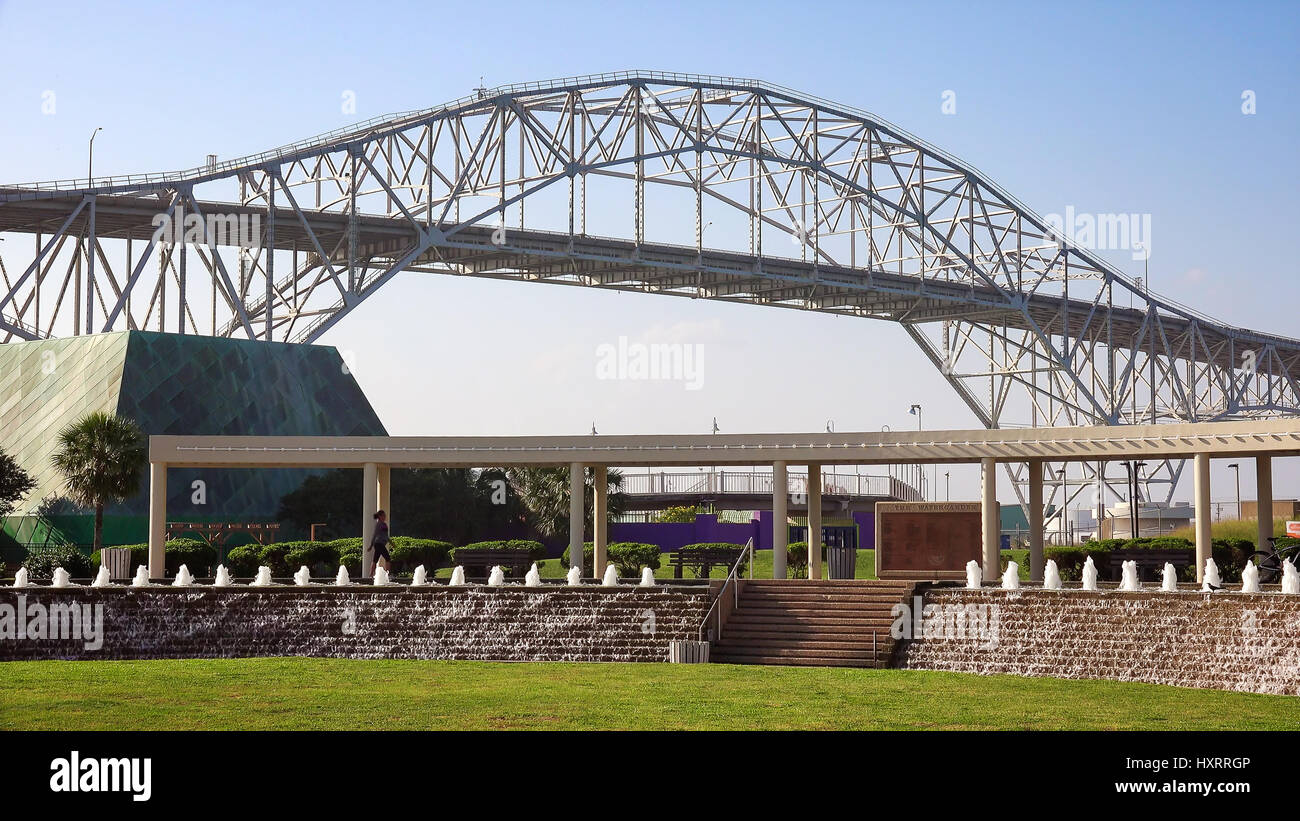 Visitors at the Bayfront Science Park have a view of the Corpus Christi ...